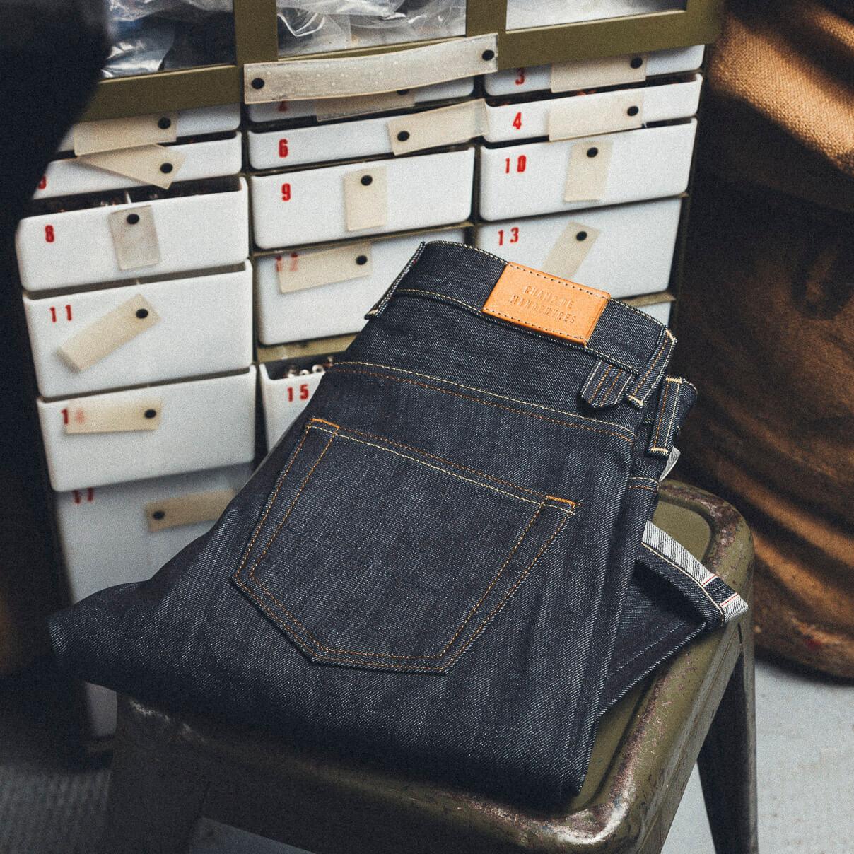 CHAMP DE MANOEUVRES – Champ de Manoeuvres